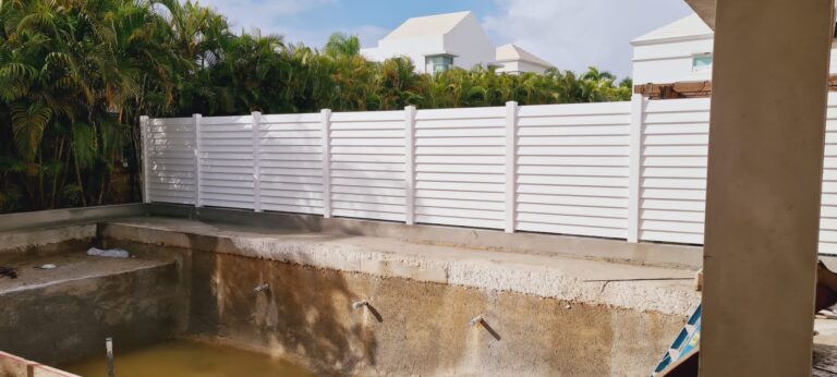 Verjas & Portones | Verjas PVC S I M | PR