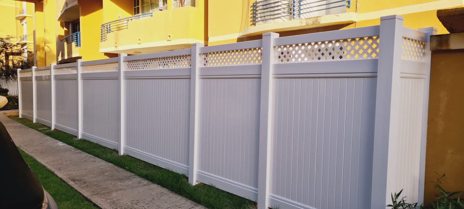 Verjas & Portones | Verjas PVC S I M | PR