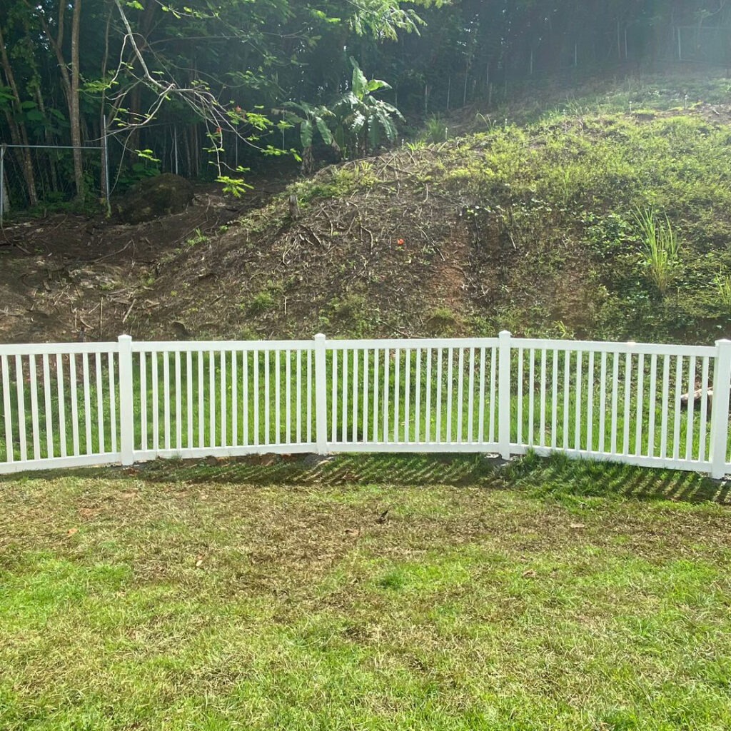 Verjas & Portones | Verjas PVC S I M | PR