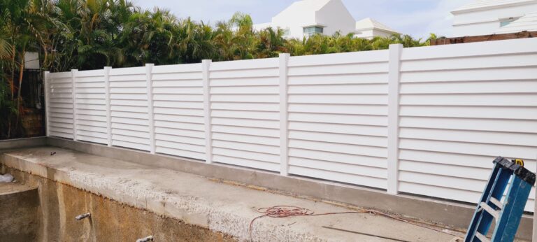 Verjas & Portones | Verjas PVC S I M | PR