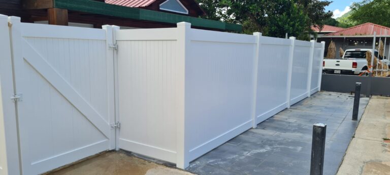 Verjas & Portones | Verjas PVC S I M | PR